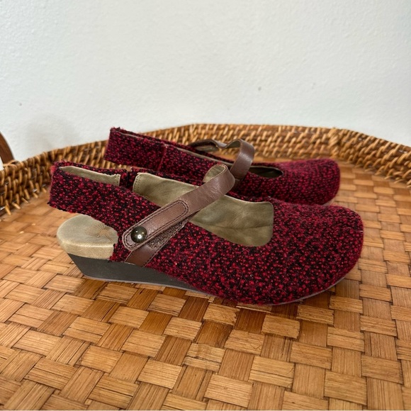 OTBT | Shoes | Otbt Springfield Mary Jane Tweed Boucle Textured Low ...